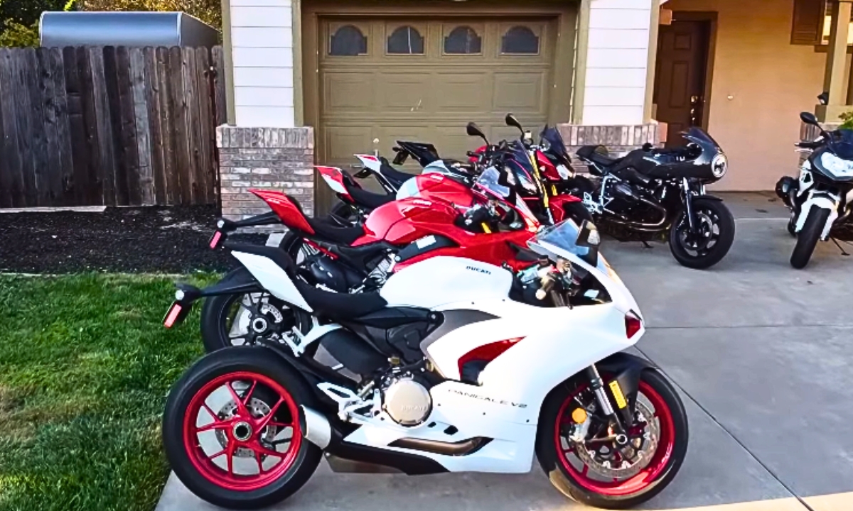 Top 10 Motorcycle Clubs in Arizona [Freedom on Two Wheel] - Two Wheller