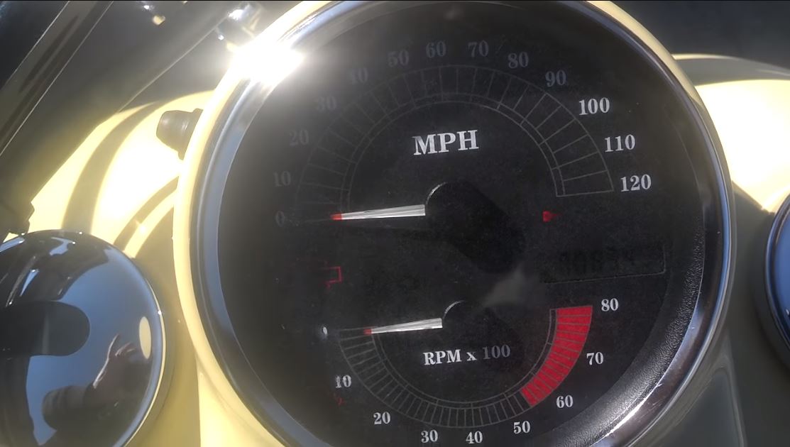 Harley Davidson Red Key Light Flashing [Proven Fixes] - Two Wheller